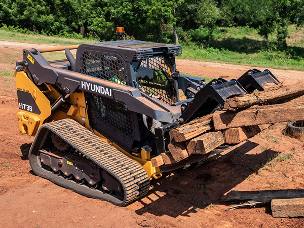 HD Hyundai Launches HT38 CTL Track Loader | Supply Post - Canada's #1 ...