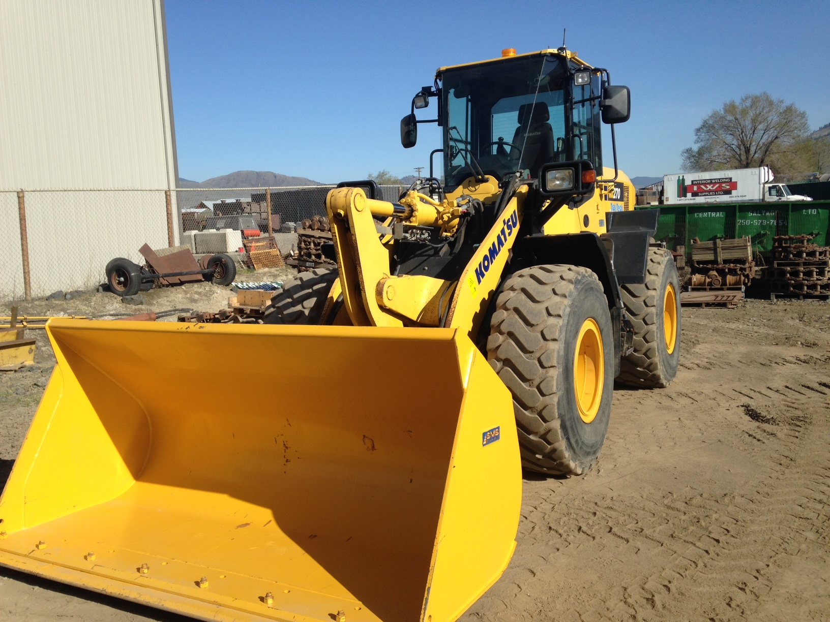 2014 Komatsu WA270-7 (For Sale or Rent)